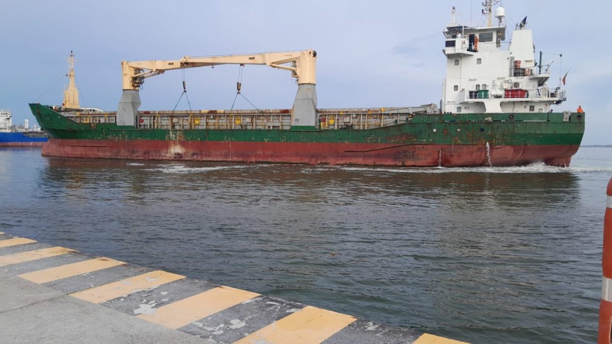NAVÍO CIGNUS SE INCORPORA A LA FLOTA DE TRANSPORTE DE GALÁPAGOS | El ...